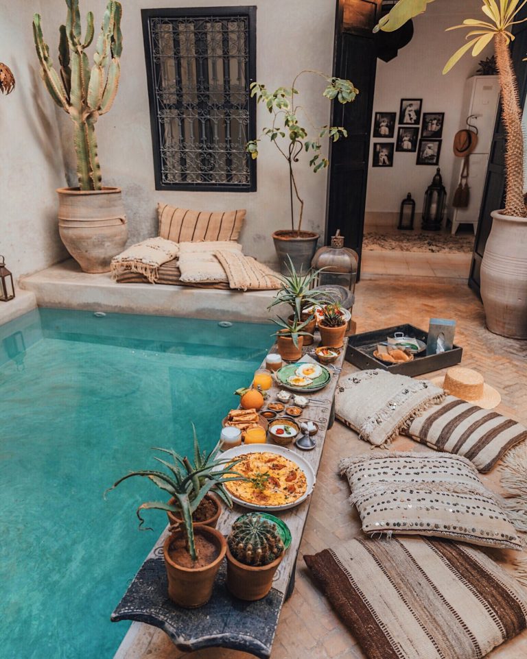 Creative Swimming Pool Designs For Limited Yard Space - DEARTARCH