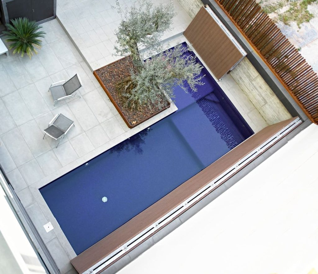 Creative Swimming Pool Designs For Limited Yard Space - DEARTARCH