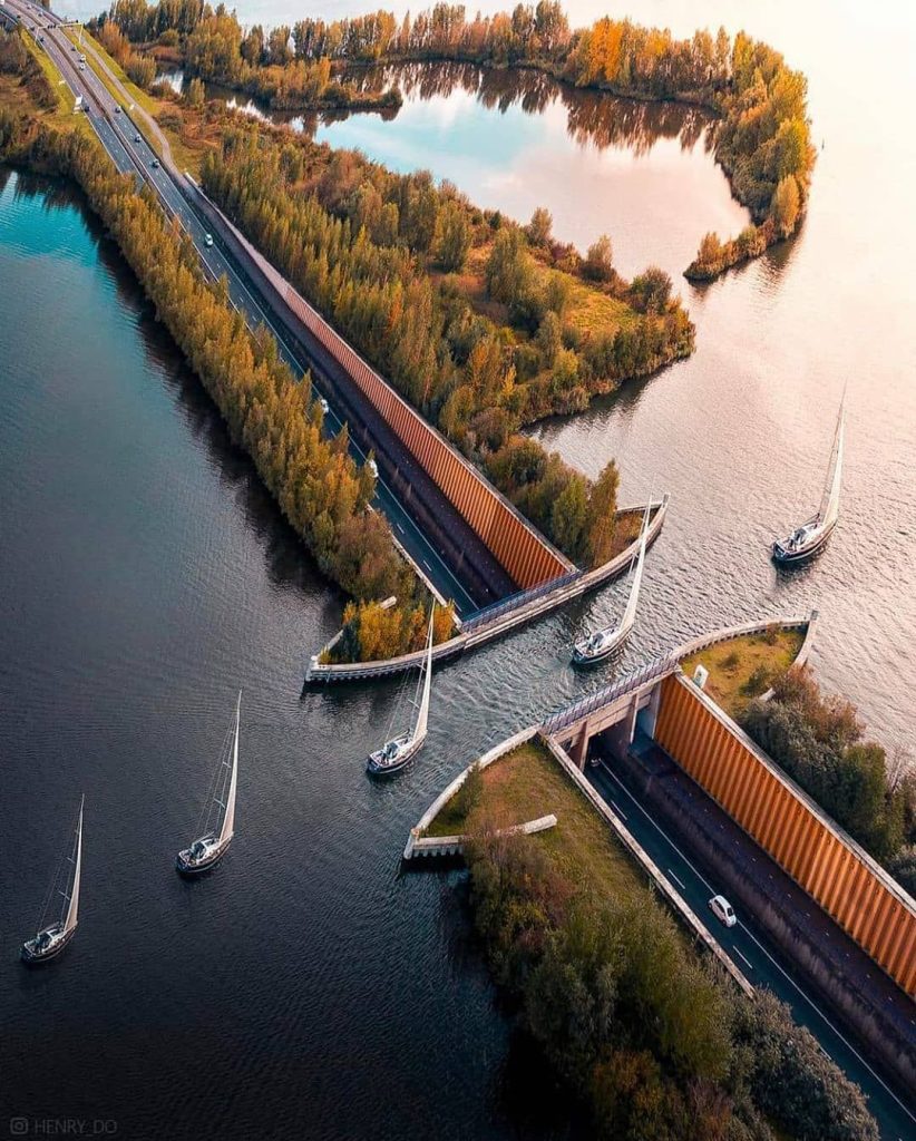 The Netherland's Unique Water Bridge - Veluwemeer Aqueduct - DEARTARCH