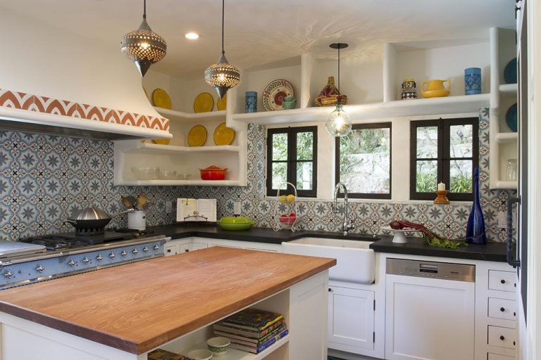 Charming Middle East Kitchen Designs - Examples & Tips - DEARTARCH