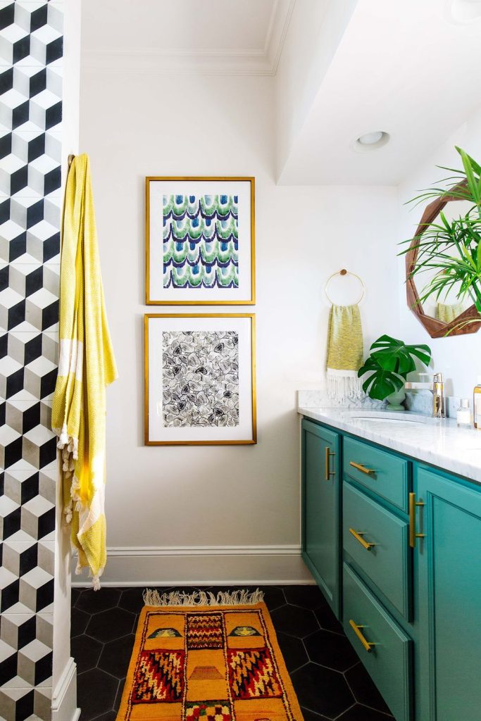 With These Before & After Artistic Designs, Redecorate Your Bathroom ...