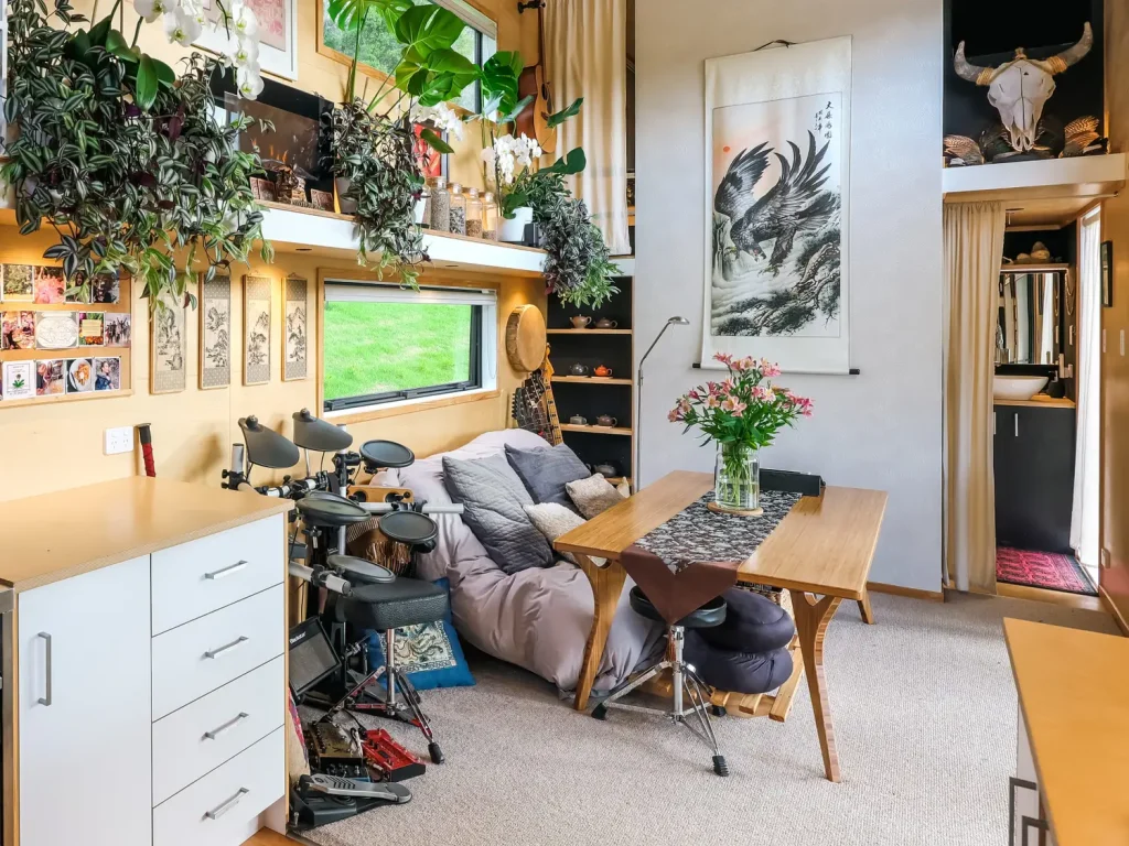 A 30 sq.m Mini Container House in the Auckland Valley - DEARTARCH