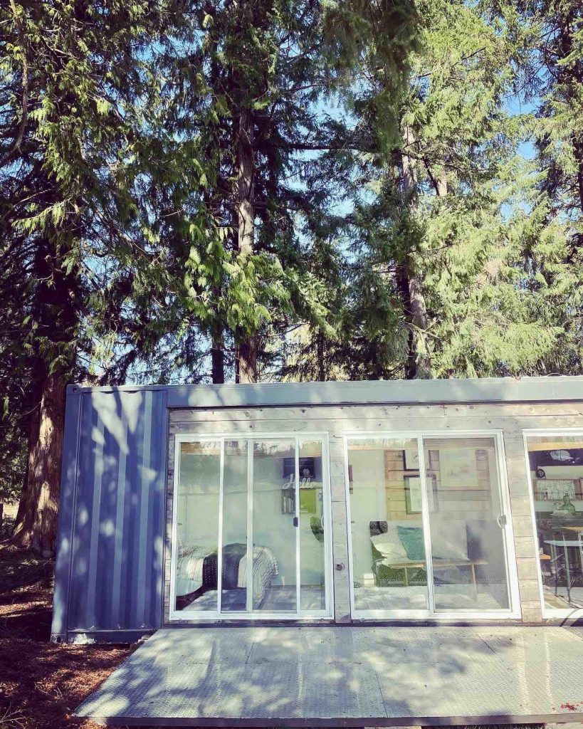 Rustic Luxury Meets Sustainability: The Oystercatcher Off-Grid ...